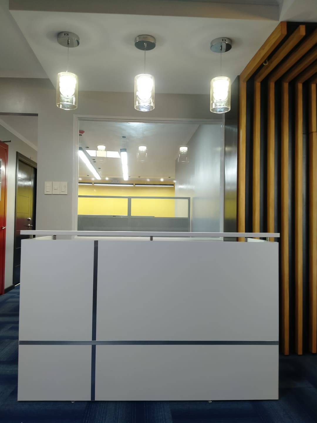 Welcoming Office Reception Area with Stylish Furniture - Manila Office ...