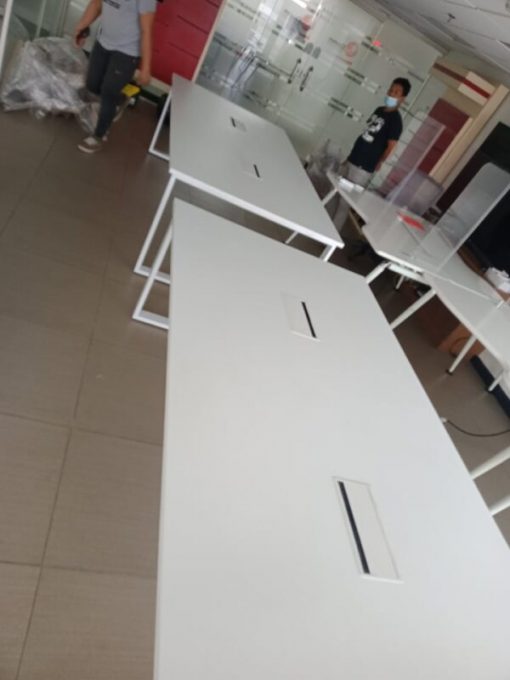 Workstation Av-03 | Custom 4-Person Linear Workstation Manila