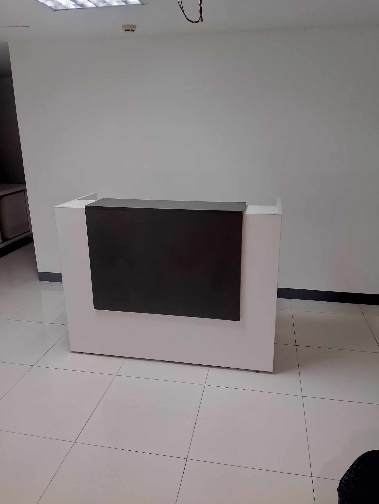 Reception Desk Sample Projects - Manila Office Furniture Den Corp