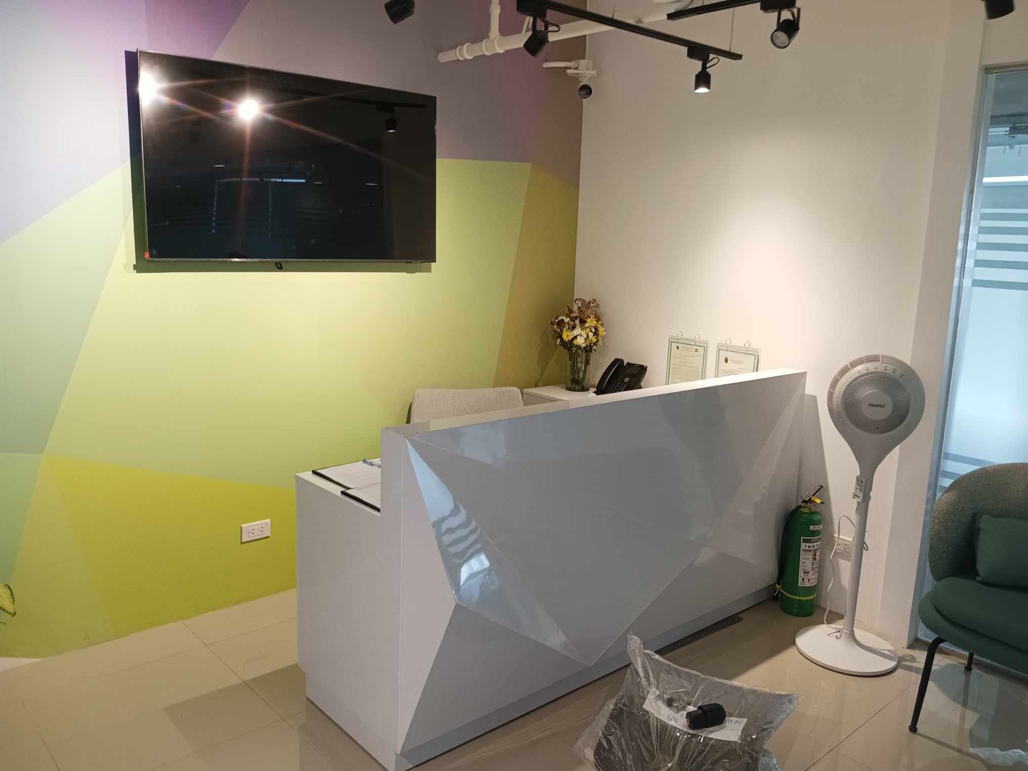 Reception Desk Sample Projects - Manila Office Furniture Den Corp
